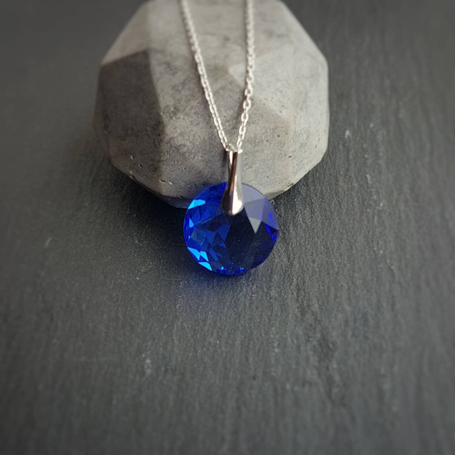 September BIRTHSTONE VIRGO Sapphire Crystal Earrings and Necklace Set ...