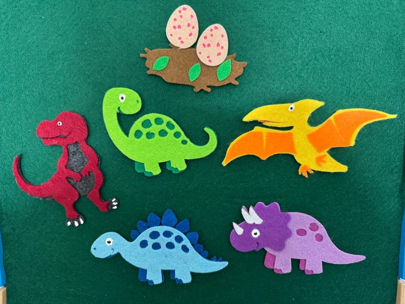 Dinosaur Hide and Seek Felt Story Board Set, Game, Rhyme, Library Story ...