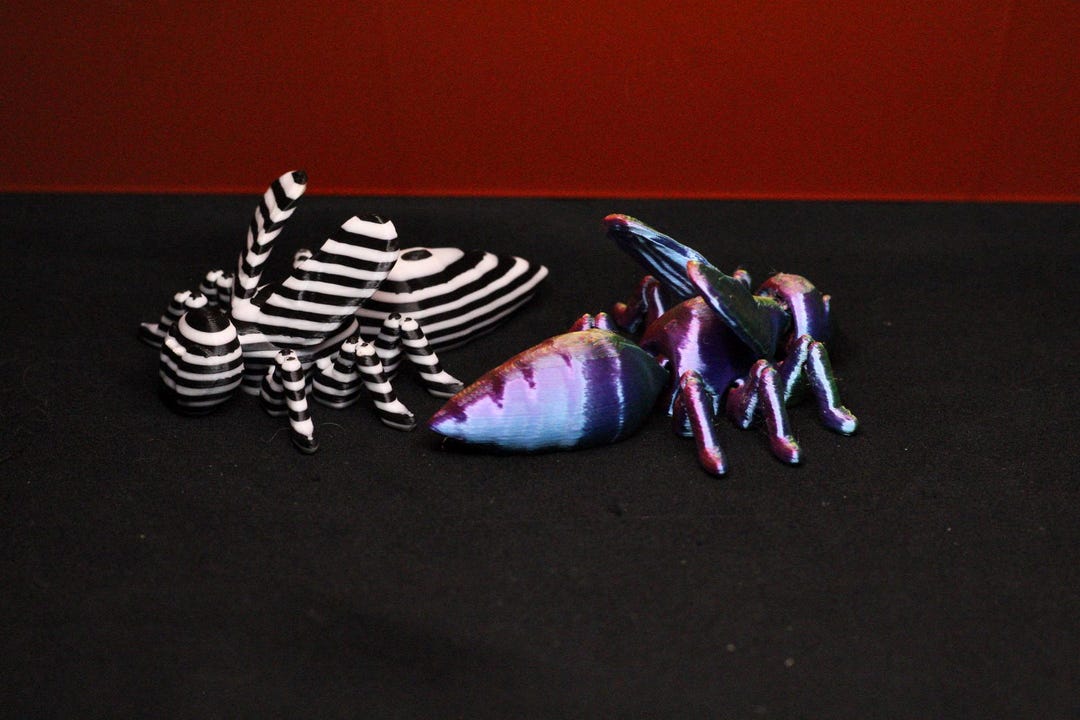 3D Printed Wasp Fidget Desk Toy - Etsy