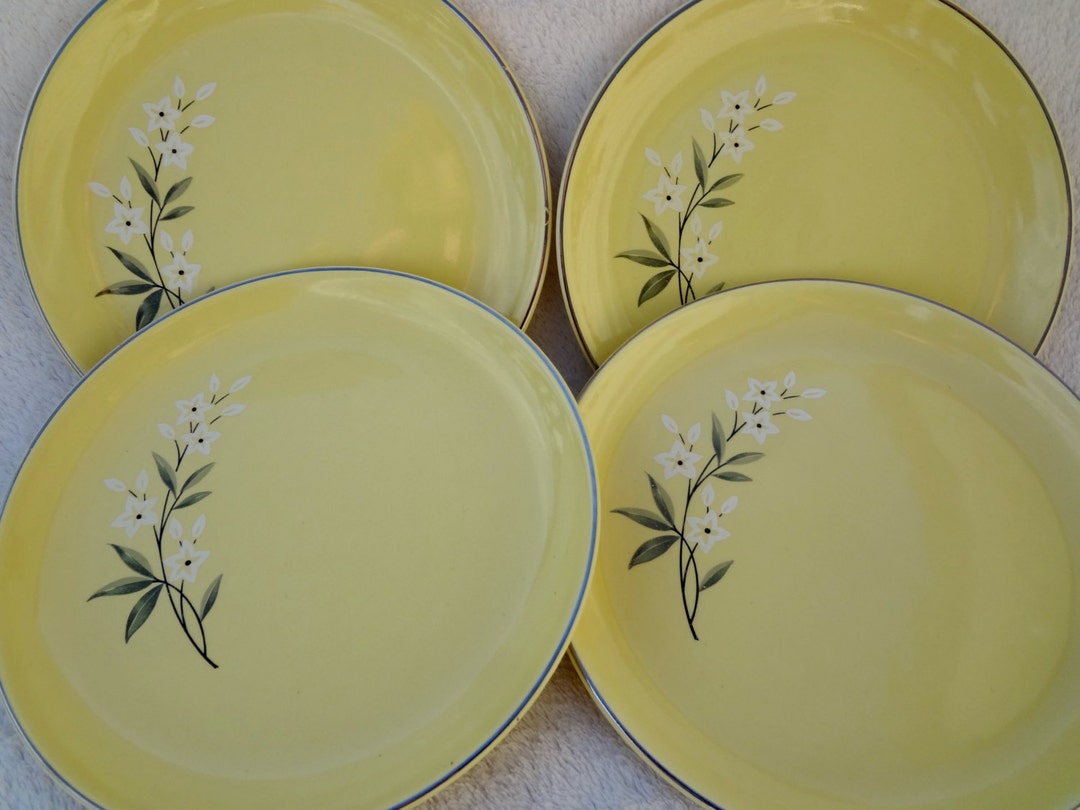 Vintage Yellow Plates With White Flowers - Etsy