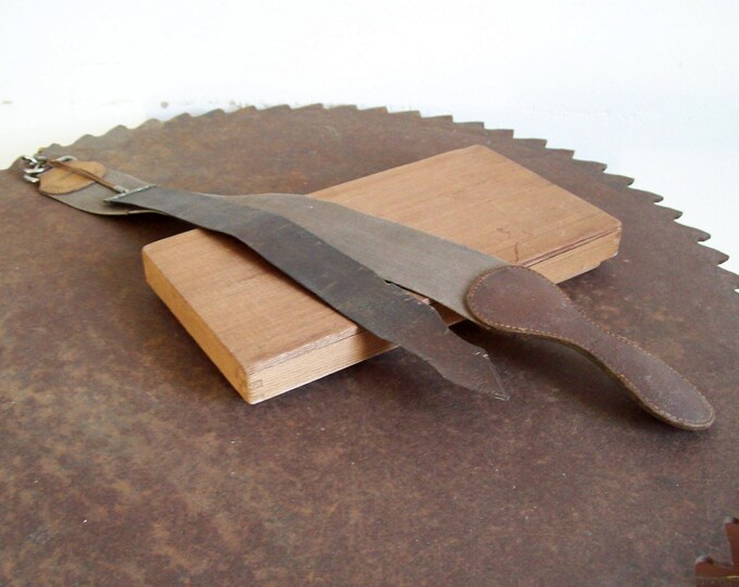 Antique Military Razor Strop Auto Strop Property of US Army Auto Strop ...