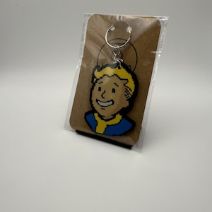 Fallout - Vault Boy 8-bit Keychain - Etsy