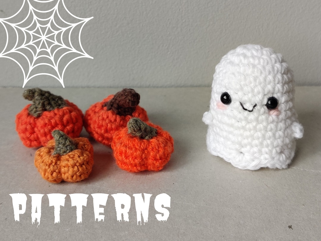 Crochet Halloween PATTERNS: Adorable Decor Ideas Ghost,bunting,pumpkin ...