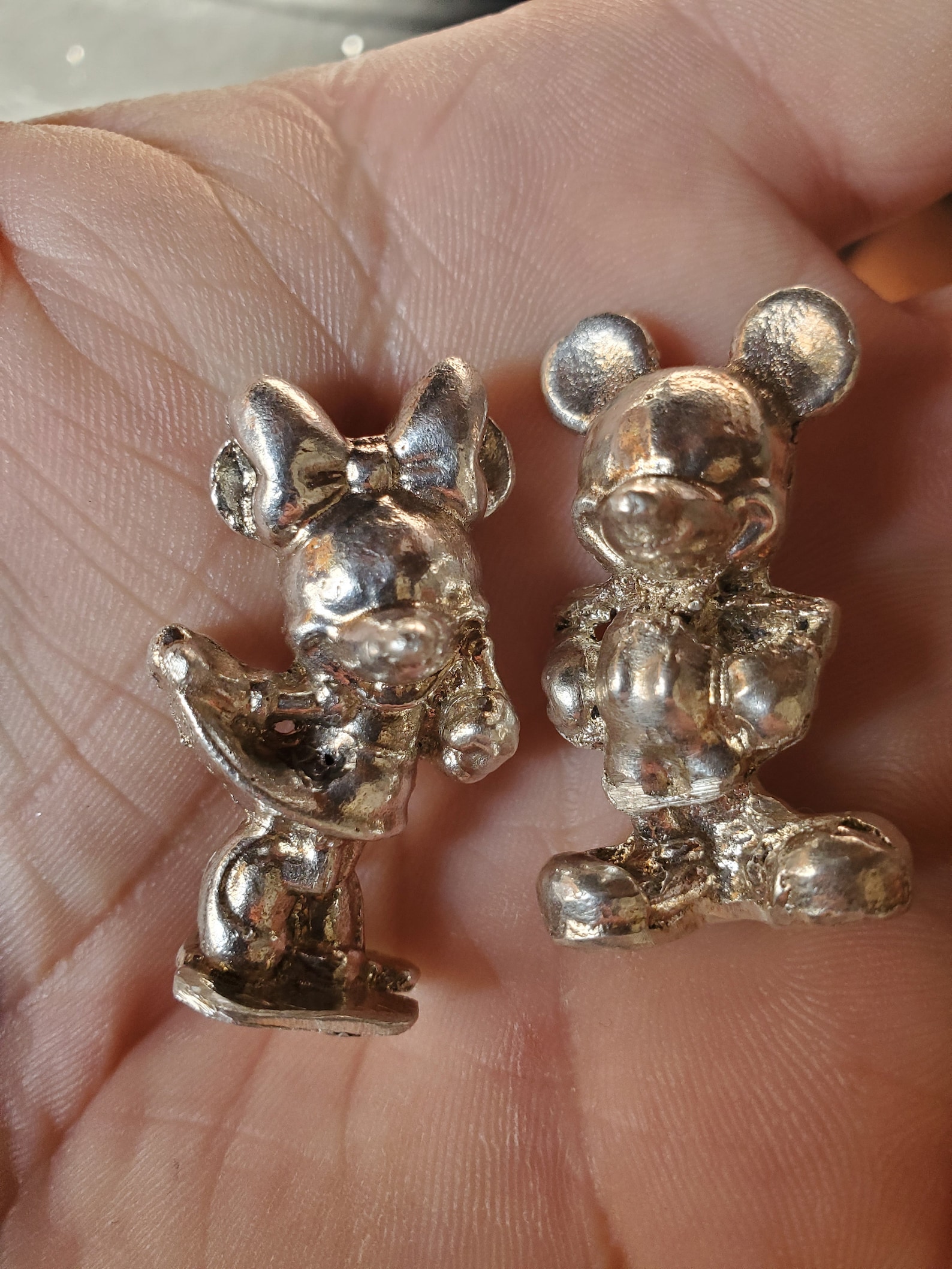 Hand Poured 52.8 Gram .999 Silver Mickey Mouse and Minnie Mouse Figures ...