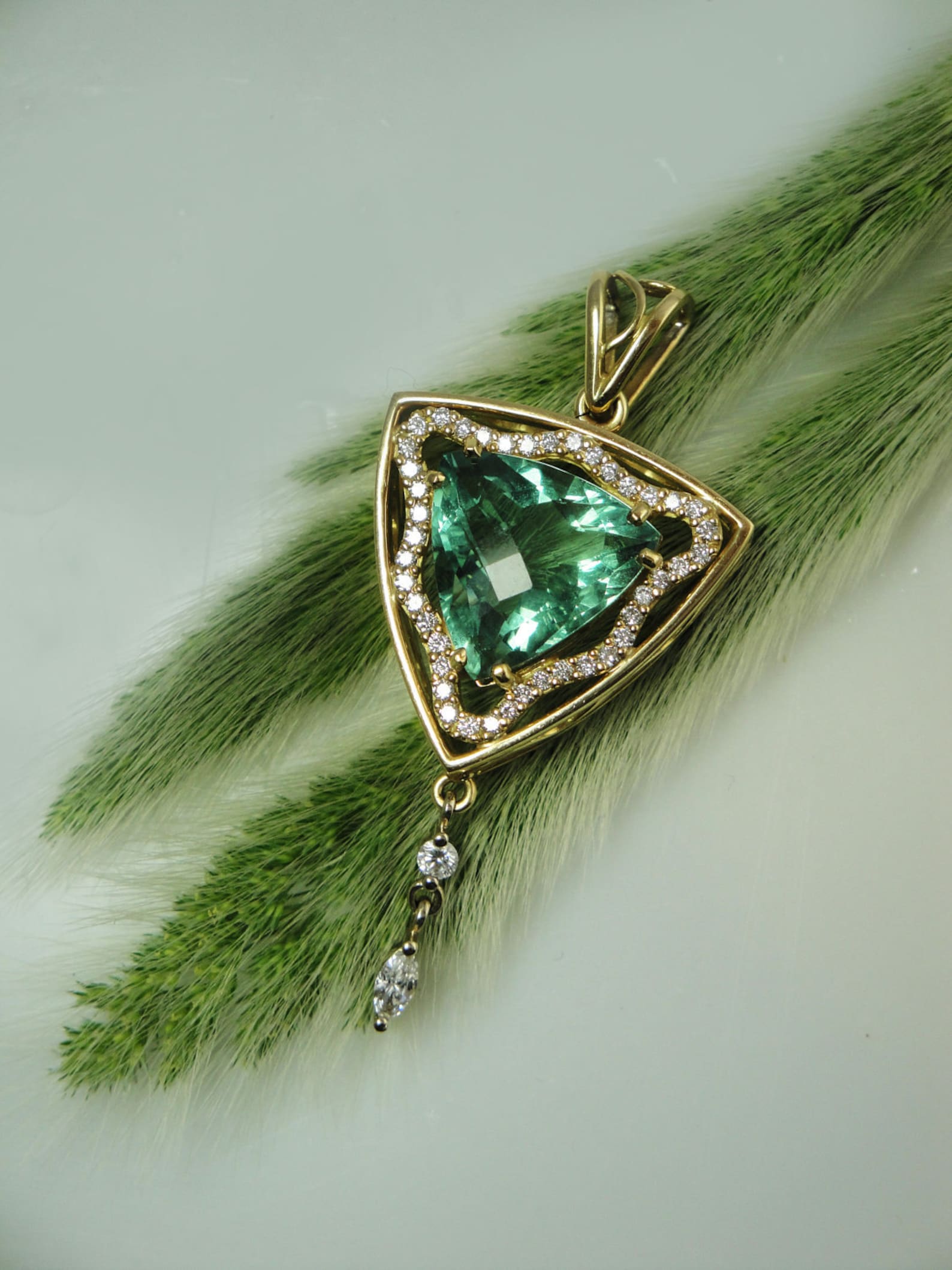 Custom Green Fluorite Jewelry Green Fluorite Pendant - Etsy