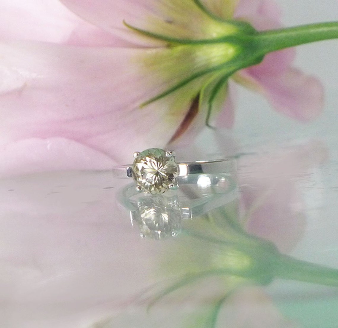 Round Solitaire Ring Round Solitaire Engagement Ring - Etsy