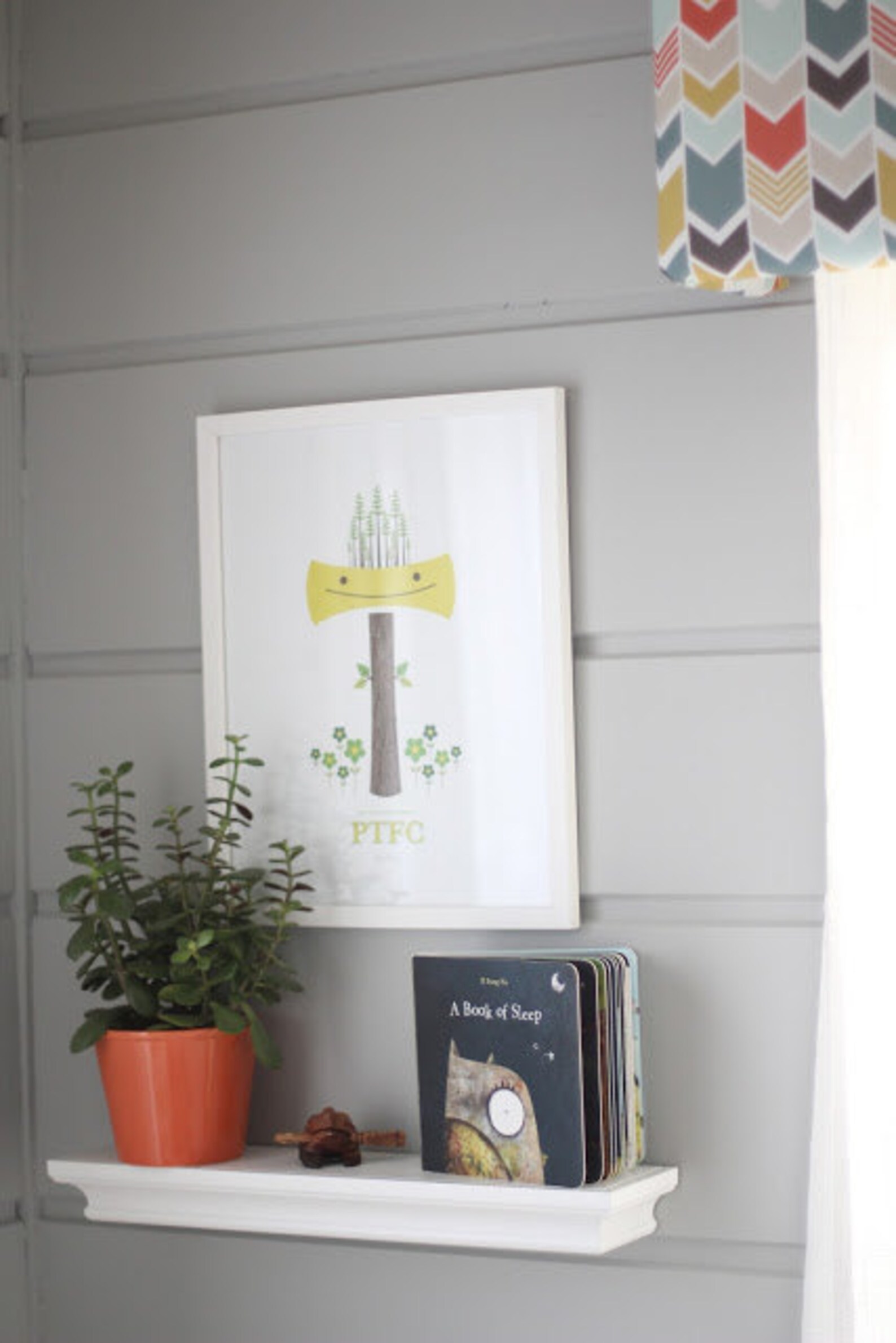 Custom Nursery Window Cornice You Choose the Colors - Etsy