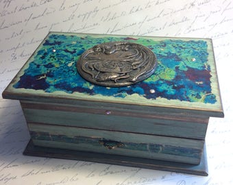 Wooden jewelry box | Etsy