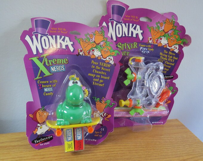 Willy Wonka Motorized Candy Dispenser Fantazzmo / Wonka Nerds Key Chain ...