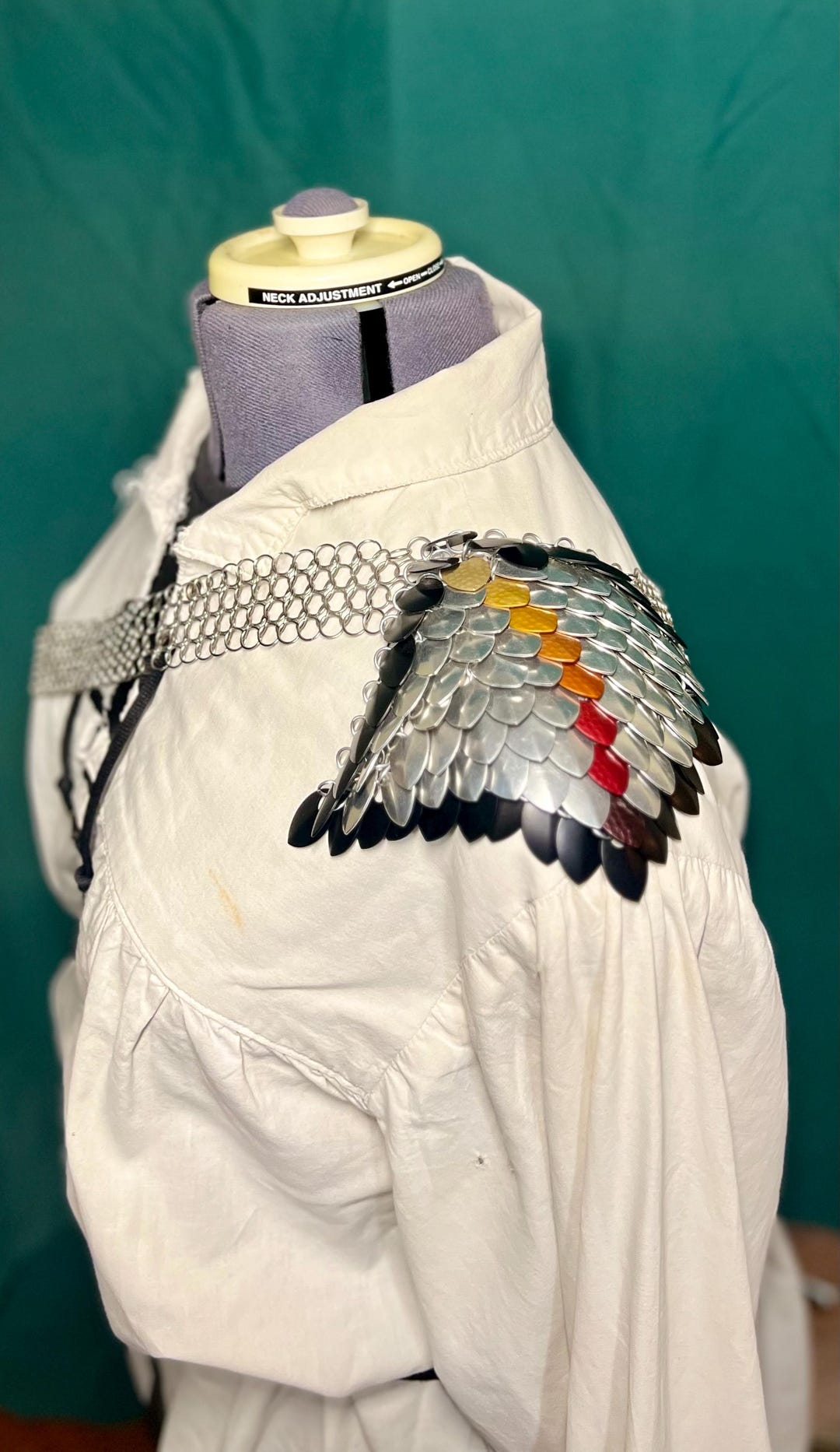 Anodized Aluminum Scalemail Shoulder Pauldron With Stainless Steel ...