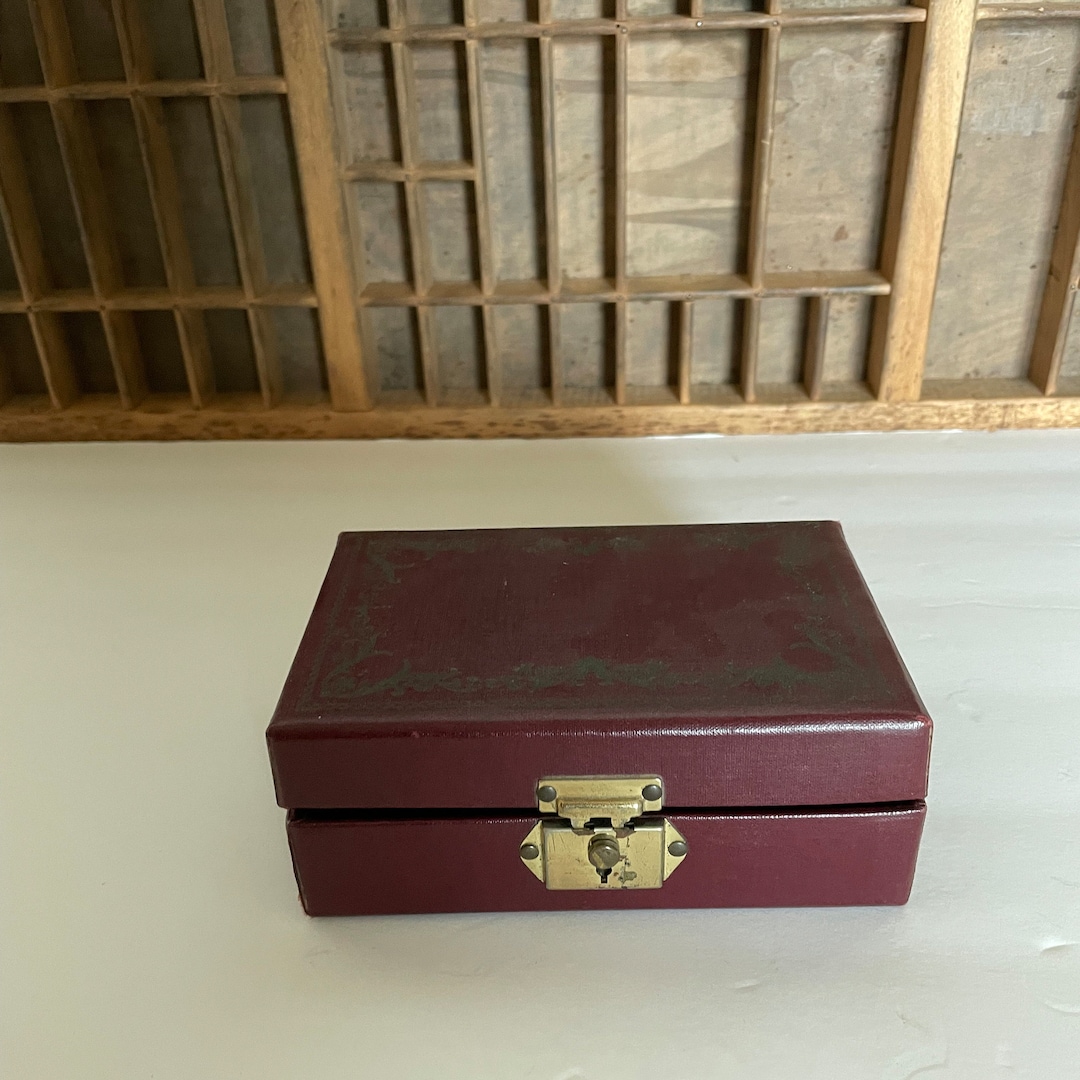 Vintage Maroon Jewelry Box - Velvet Interior - Small Trinket Box - Etsy
