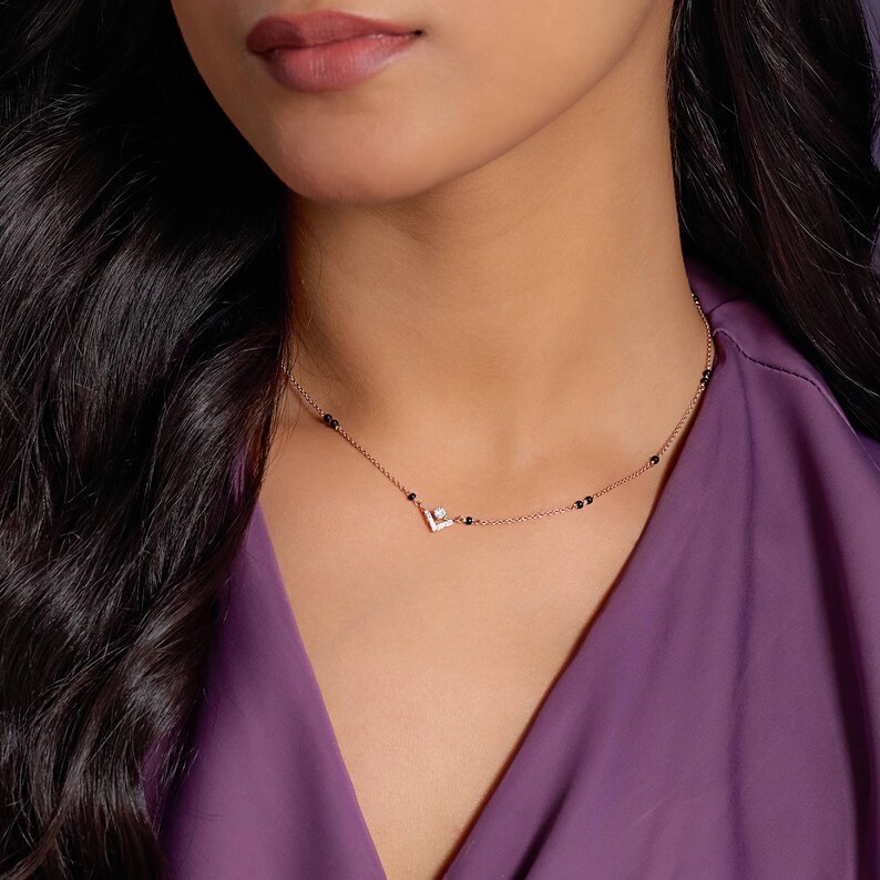 Sparkling Elegance Diamond Mangalsutra With Pendant | Stylish Diamond ...