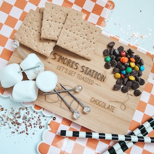 Smores Board, Smores Charcuterie Board, Smores Theme, Campfire Smores ...