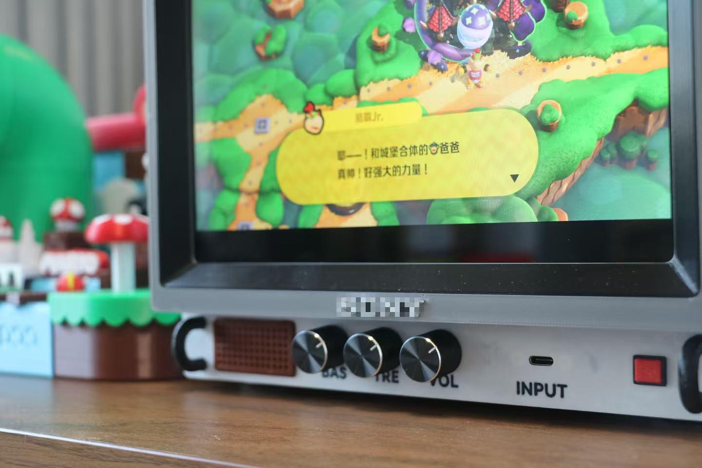 Vintage Crt-inspired Desktop Monitor | 9.7" 2K Display | Retro Design ...