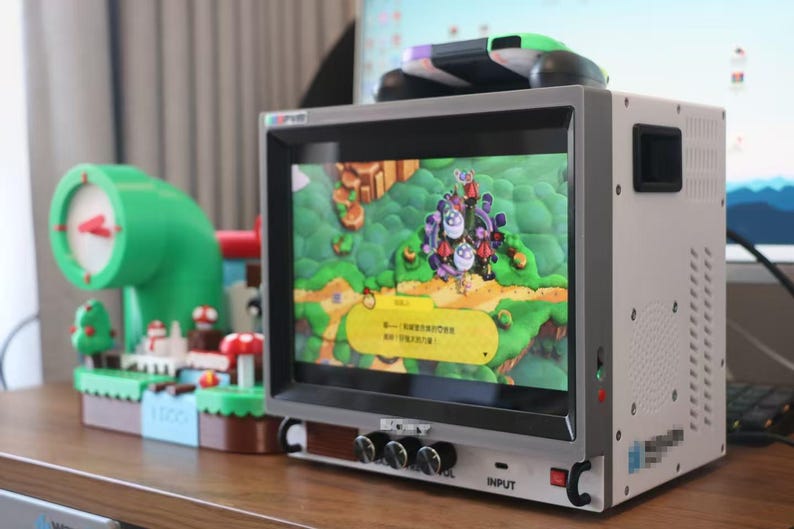 Vintage Crt-inspired Desktop Monitor | 9.7" 2K Display | Retro Design ...