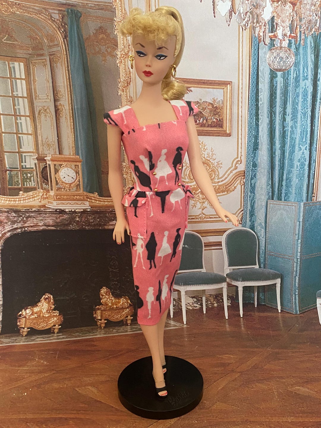 Marirose silhouette Graphics Sheath for Barbie in Pink - Etsy