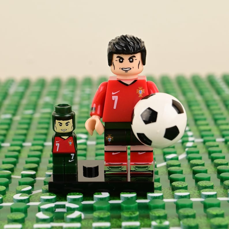 Cristiano Ronaldo Portugal Figure - Iconic Red, Green #7 Jersey ...