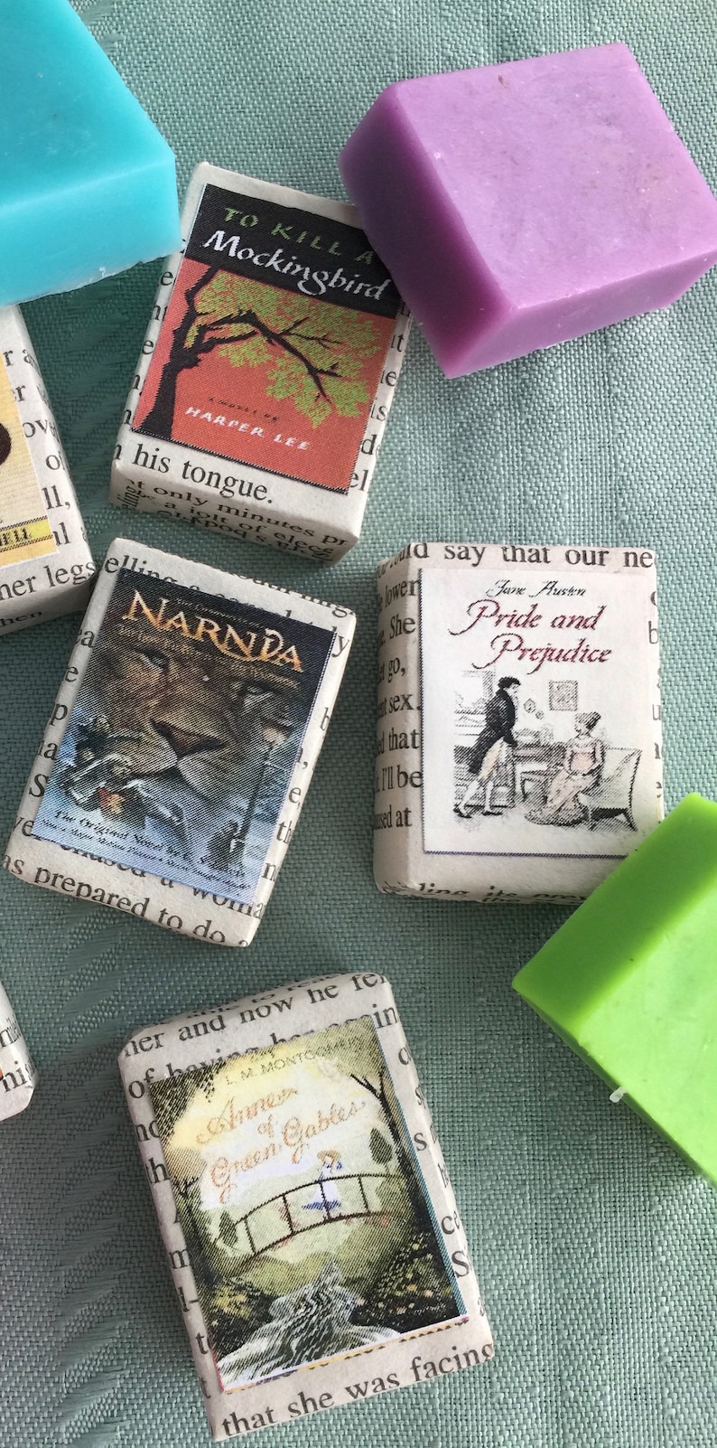 12 Book Lover Literary Mini Guest Soaps for Book Clubs - Etsy