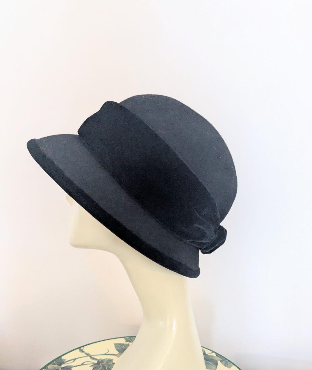 Rare Vintage Cloche Hat | Timeless Collector's Piece | Black Felt ...