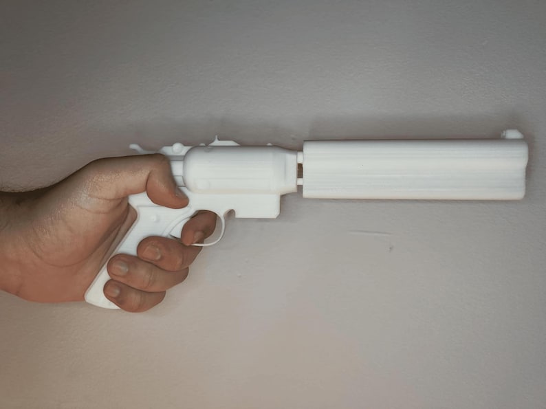 Arc Raiders Anvil Hand Cannon Prop – Display & Cosplay Replica - Etsy ...