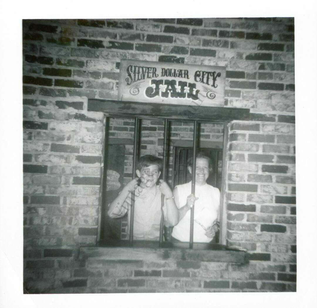 Silver Dollar City Jail Tourist Vintage Snapshot(digital Download) - Etsy