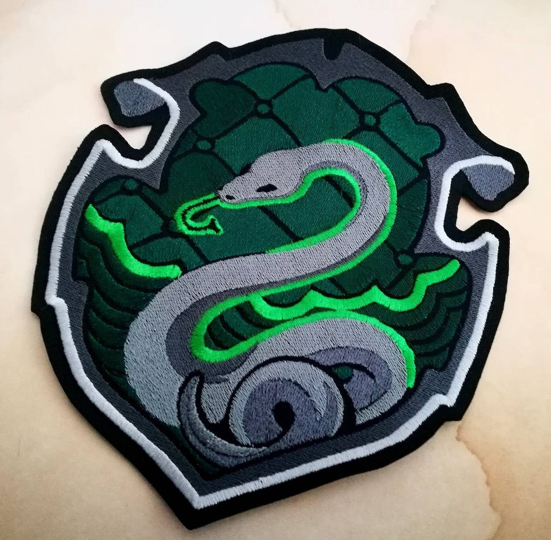 Snake Crest ~ Embroidered Sew-on or Iron-on Patch - Etsy