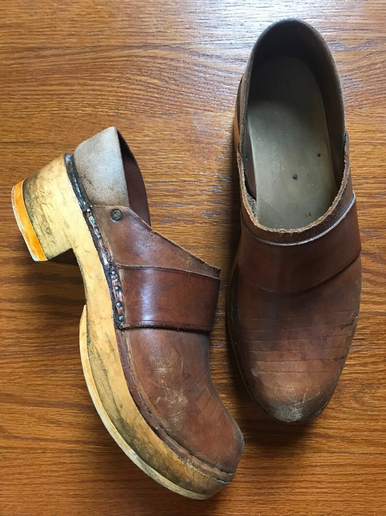 Vtg 60s Handmade Brown Leather and Wood Clogs / Size 9.5 - Etsy