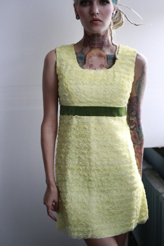 vintage 60s green ruffle - Gem