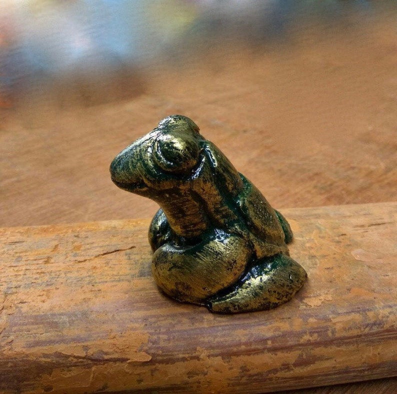 Buddha Frog Sculpture Zen Frog Toad Meditating Spirit Animal Totem ...