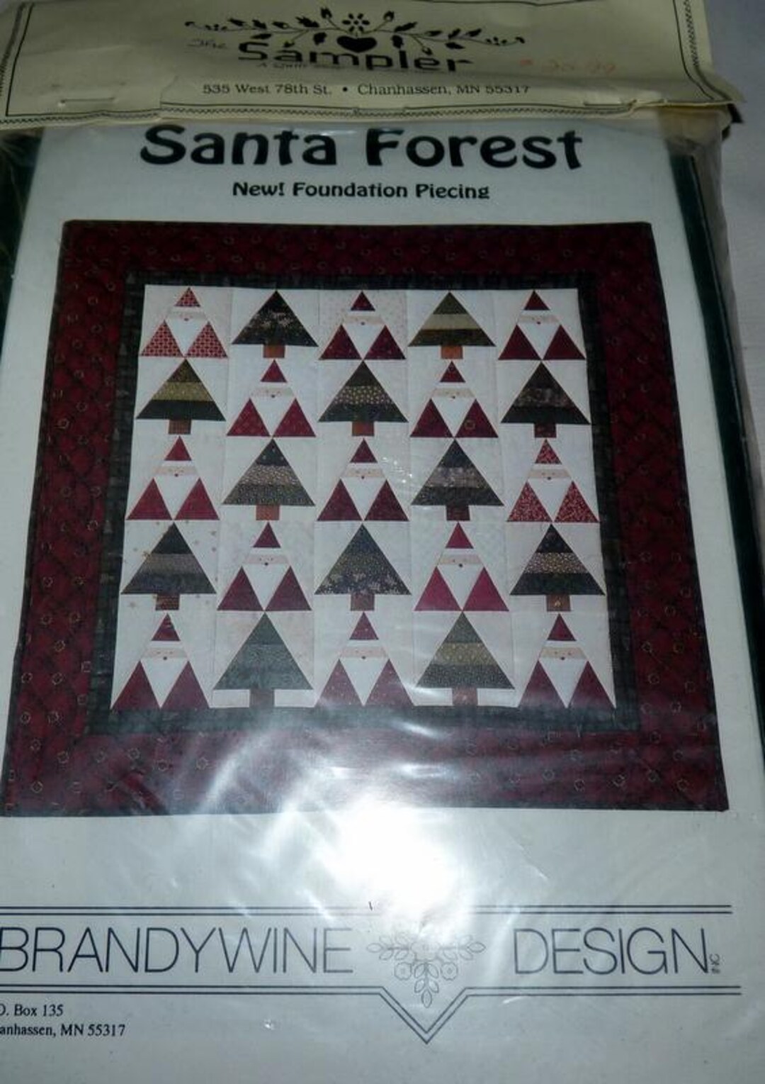 SANTA FOREST Quilt Kit by Brandywine Design Christmas Tree Foundation ...