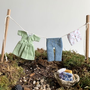 Miniature Clothesline and Laundry Basket 1/12 Scale Hand - Etsy
