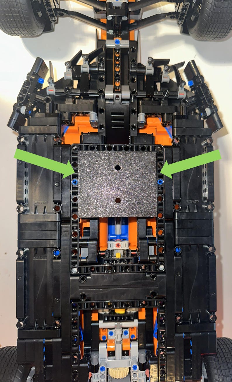 Lego Technic Mclaren Formula 1 Race Car (42141) Vertical Wall Mount - Etsy