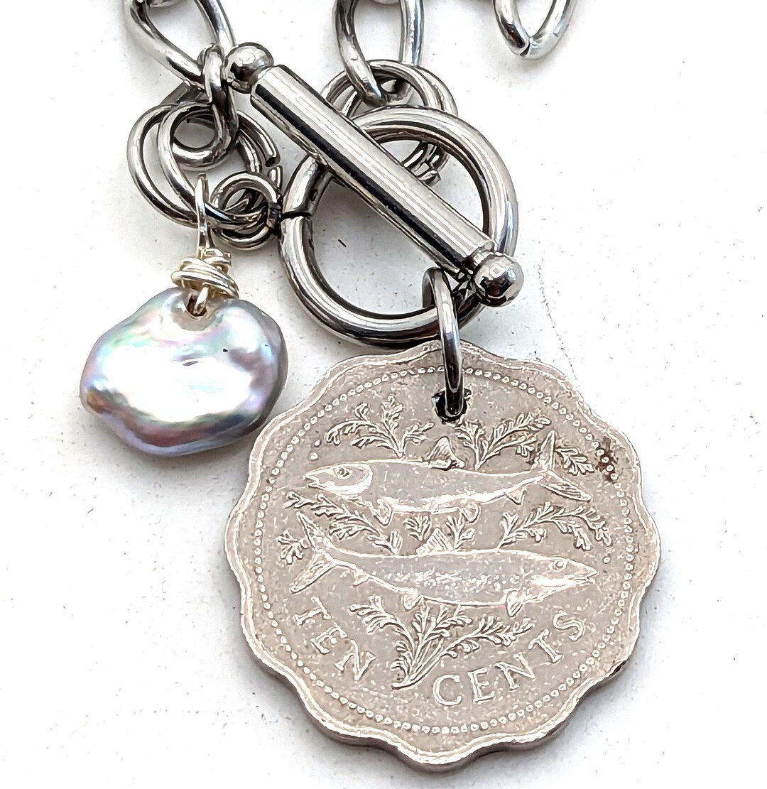 Bahamian 10 Cent 2005 Two-sided Coin Pendant Keshi Pearl Necklace - Etsy