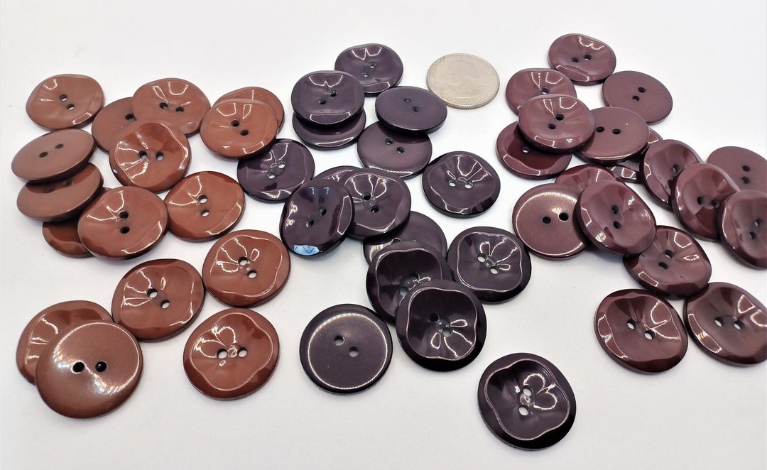 Vintage Flower Shaped Acrylic Buttons in Brown, Dark Brown or Eggplant ...