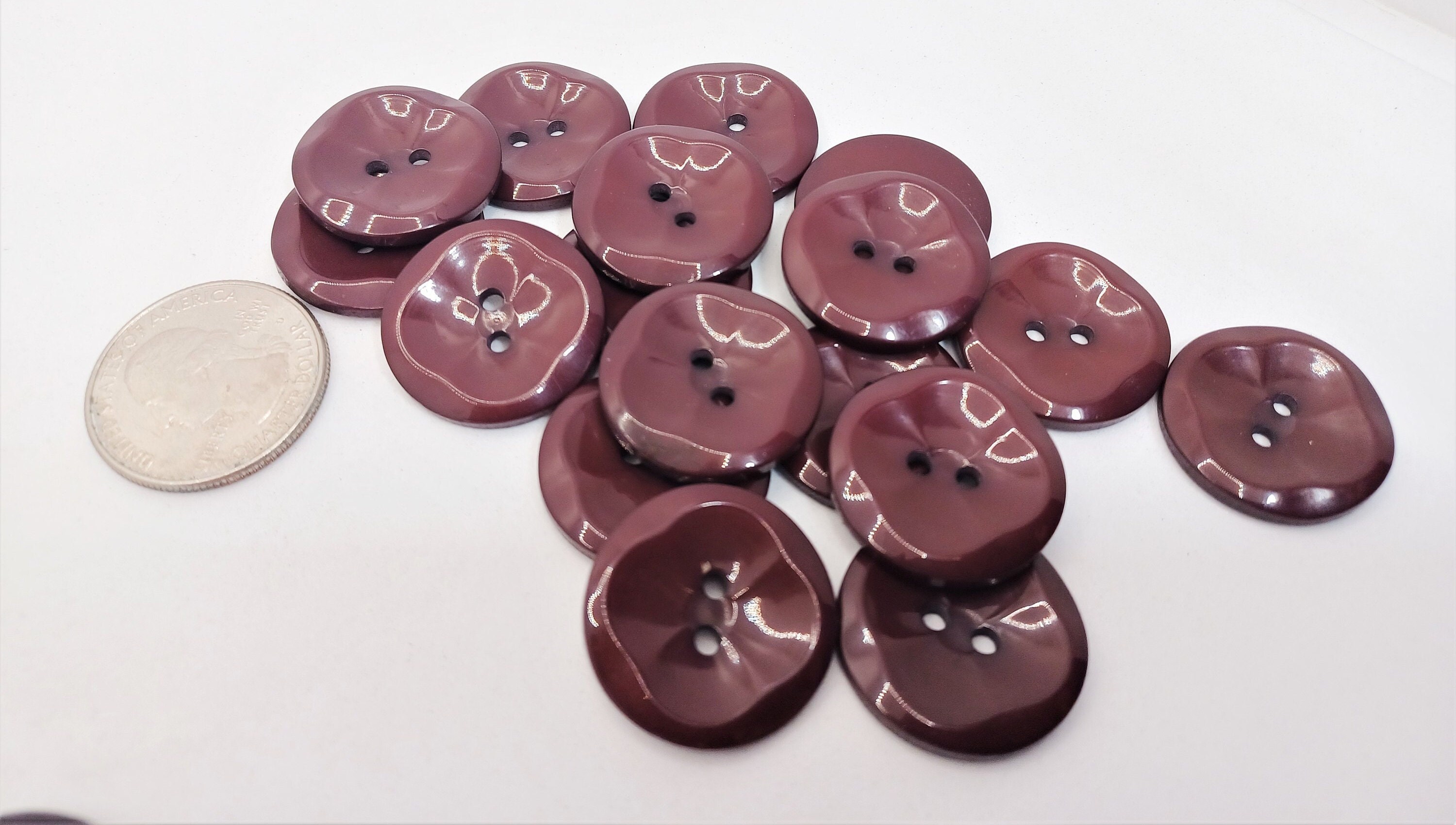 Vintage Flower Shaped Acrylic Buttons in Brown, Dark Brown or Eggplant ...