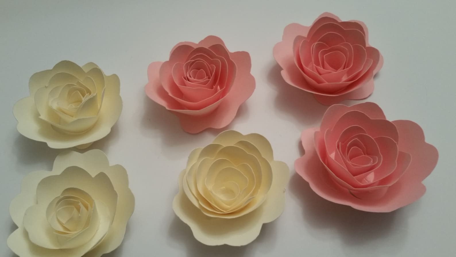Small Paper Roses Flowers Favor Box Toppers Napkin Decor - Etsy