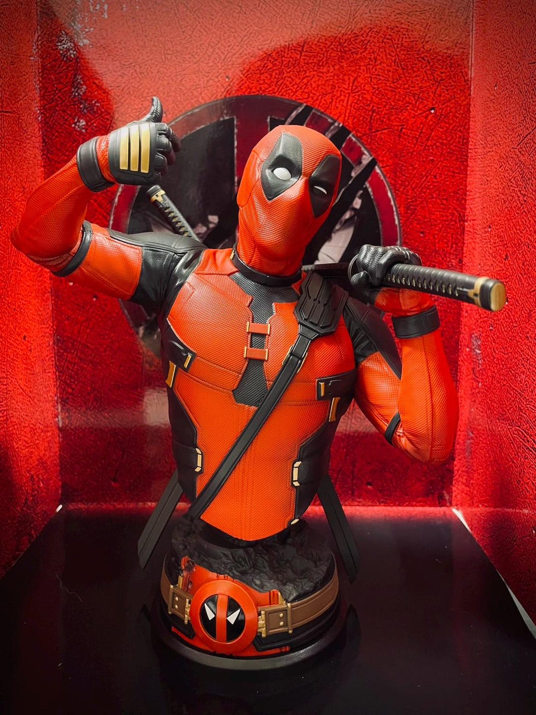 Deadpool Bust up Statue Happy Kuji A Prize Marvel Japan Exclusive - Etsy