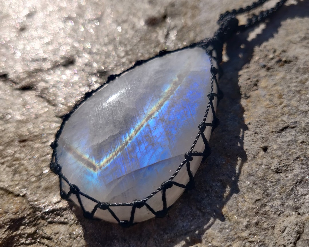 Rainbow Moonstone Pendant Cancer Zodiac Jewelry June - Etsy