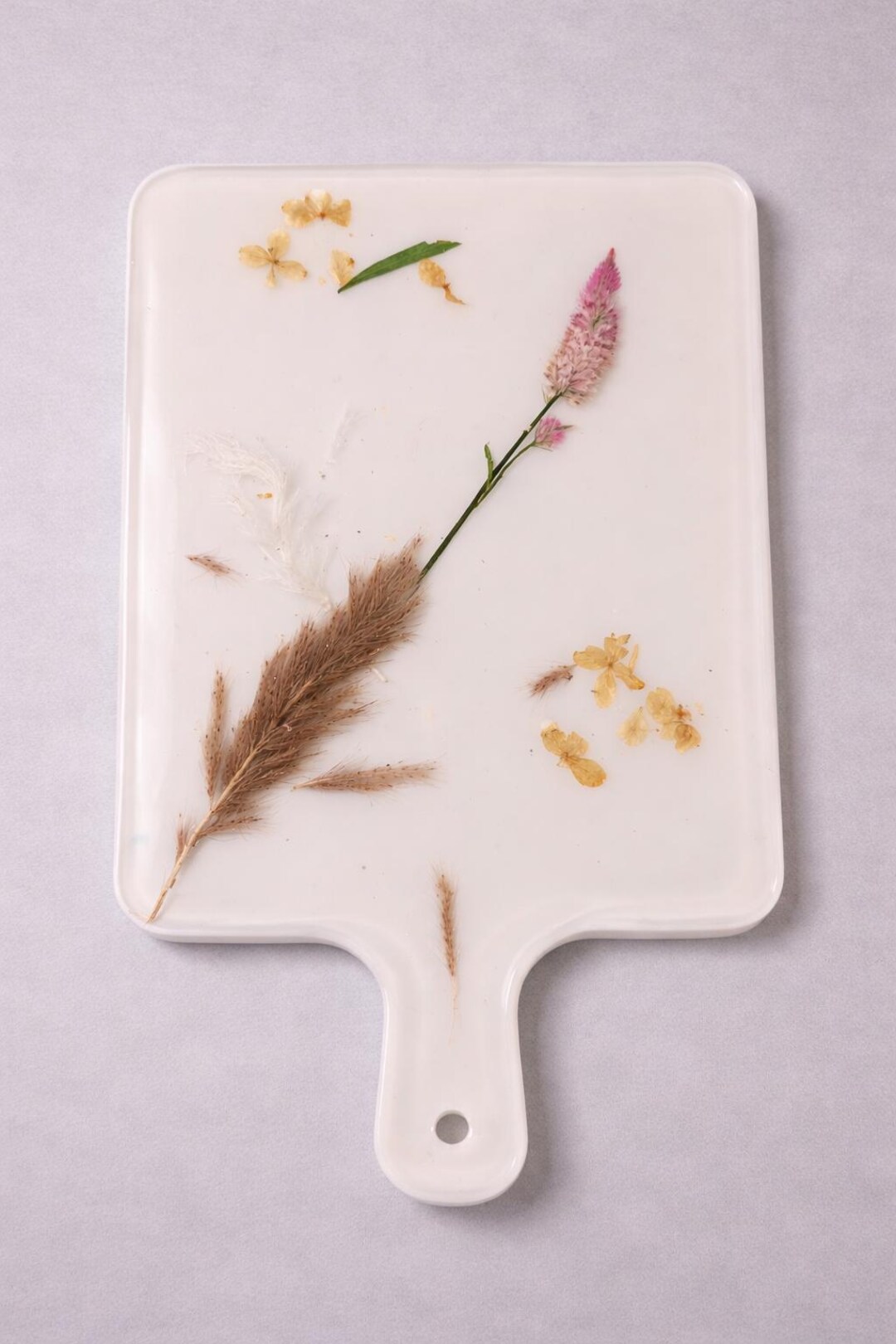 Pressed Flower Resin Serving Board, Handmade Botanical Decor, Minimal ...