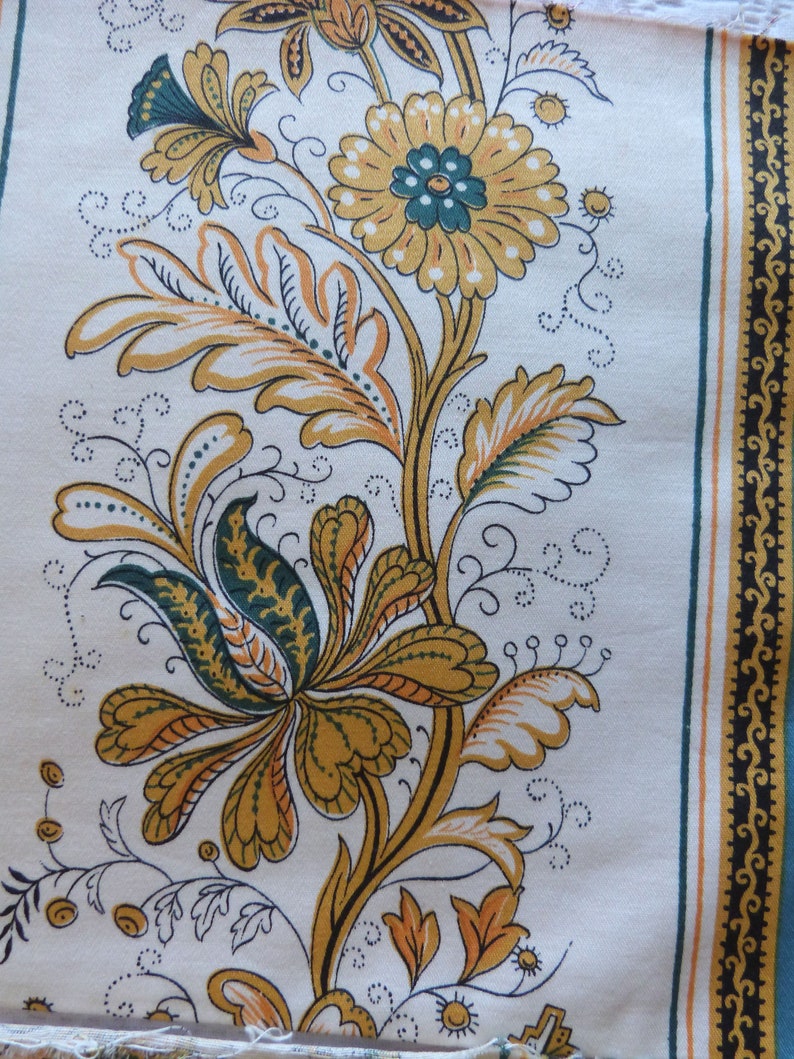 3 Pieces Vintage French Floral Fabric W Roses Flowers | Etsy