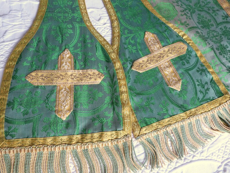 1900s Green Silk Brocade 4 Set Clergy Dress Vestment Priest Robe ...