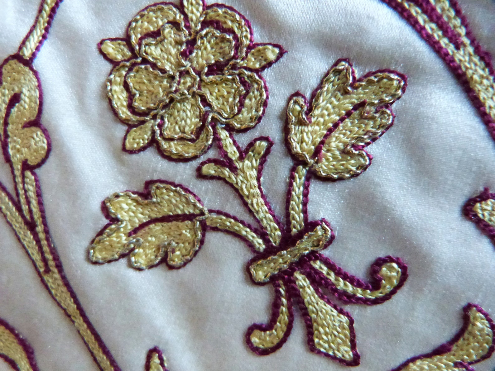 Antique 1800s French Silk Priest Clergy Collar W Hand Embroidery, Gold ...