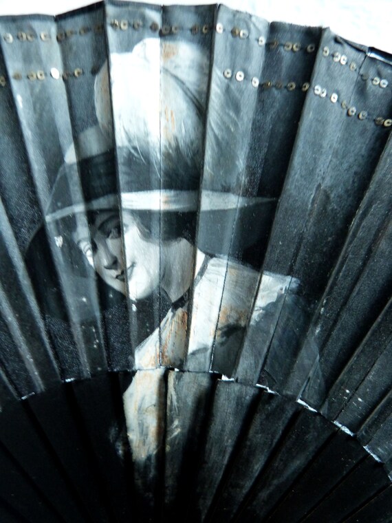 Antique hand fan 1900s folding fan French Chateau han… - Gem