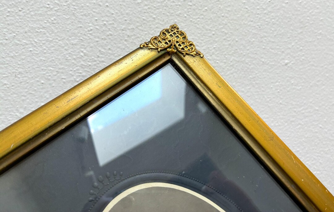 Antique FRAME Gold Fancy Medallions, Victorian Frames Tabletop 9 X 6.5 ...