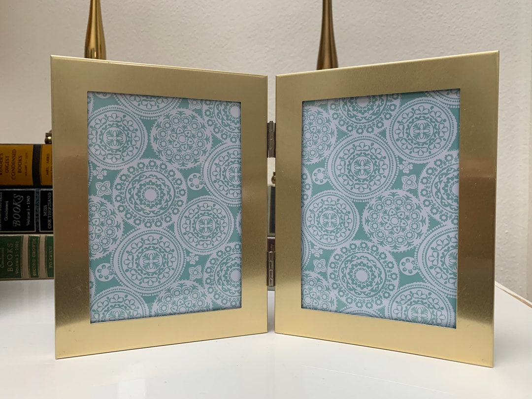 Retro 4 by 6 BI-FOLD FRAME, Vintage Modern Look Gold Metal Picture ...