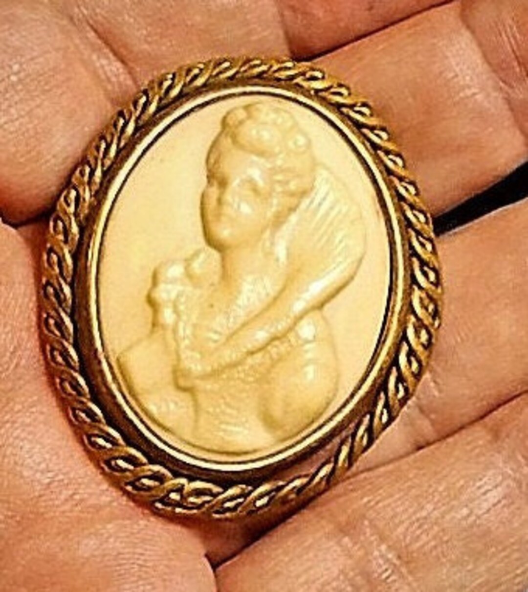 SALE Cream Bakelite Cameo, Art Deco, Large FACE FORWARD Tall Queen ...