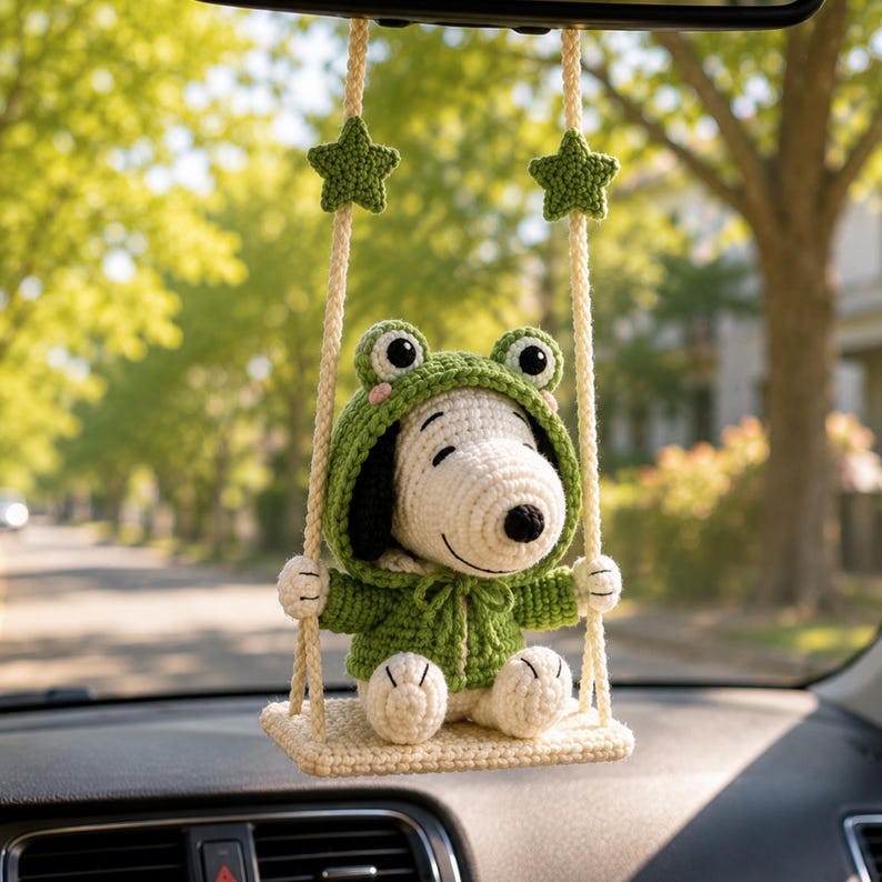 Snoopy Car Hanger Crochet, Snoopy Graduation Crochet, Snoopy Crochet ...