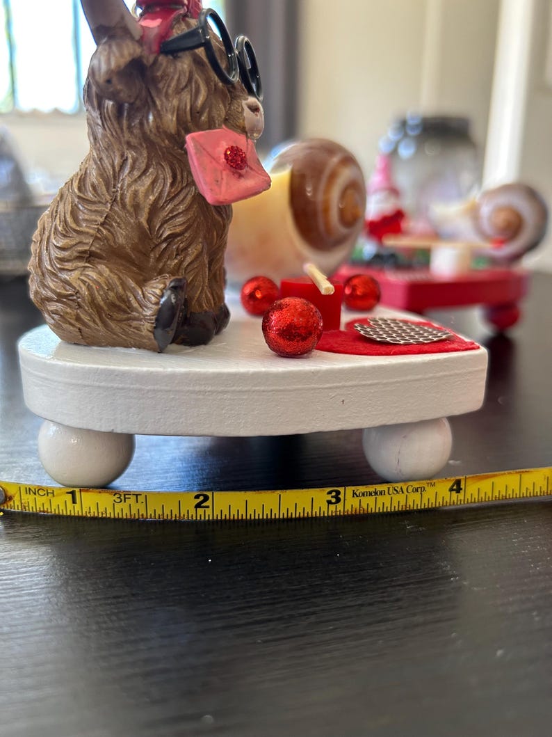 Highland Cow Valentine Candle – Snail Shell, Cottagecore Decor - Etsy