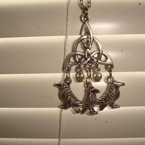 Celtic 3d Crows the Morrigan on Triquetra W Wee Charms Swinging Clip on ...