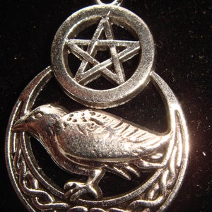 Celtic Pagan Morrigan Crow W Pentacle & Crescent Moon W Crow Toggle - Etsy